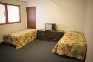 Emergency Housing Shelter | Community Missions, Inc.